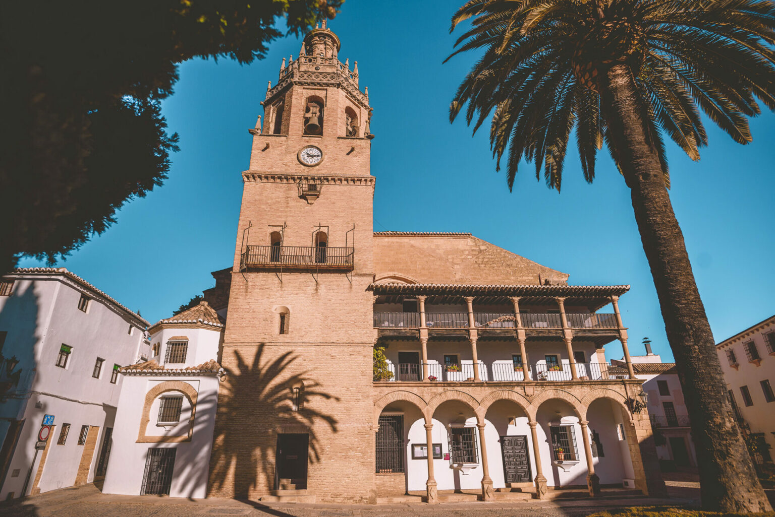 Visiter la province de Malaga avec un road trip en van - L'Oiseau Rose