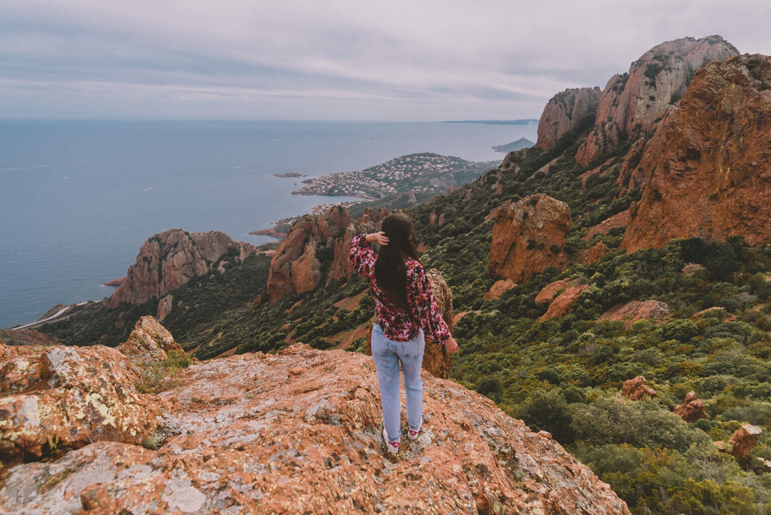 Découvrez le massif de l'Esterel sur la Côte d'Azur - L'Oiseau Rose